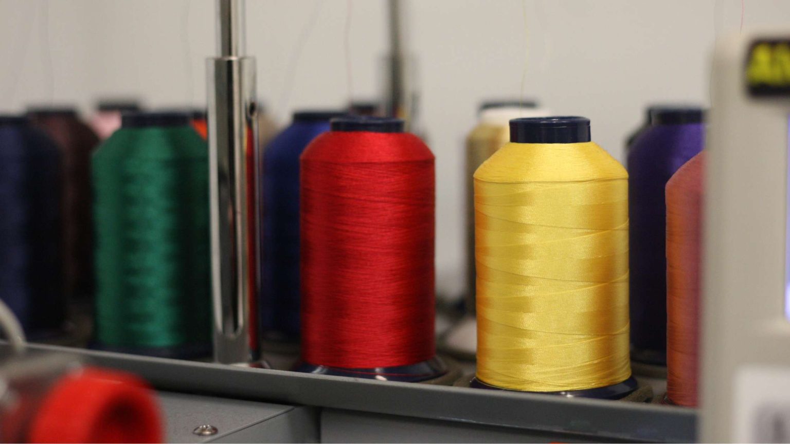 Beginner’s Guide to Organizing Embroidery Thread - Affordable Digitizing